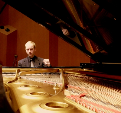 Matthew Blackburn, classical piano